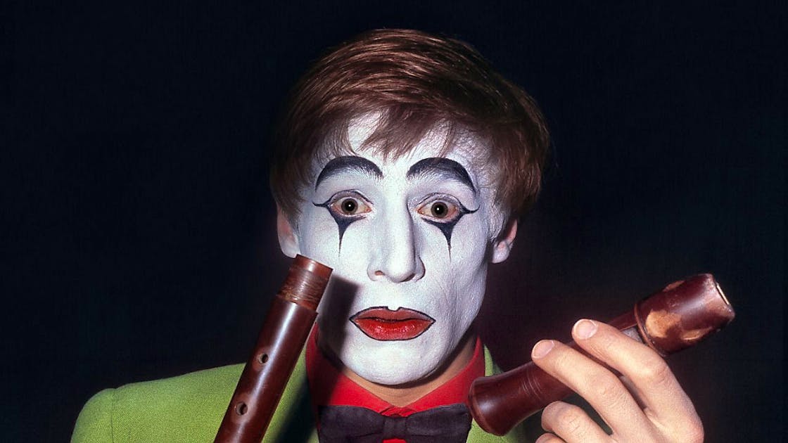 Art: Dimitri Theater School celebrates its 50th anniversary | blue News