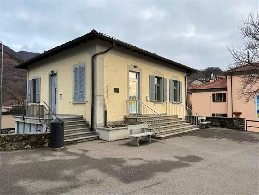 Chiude la scuola elementare di Brè, la più piccola sede scolastica di ...
