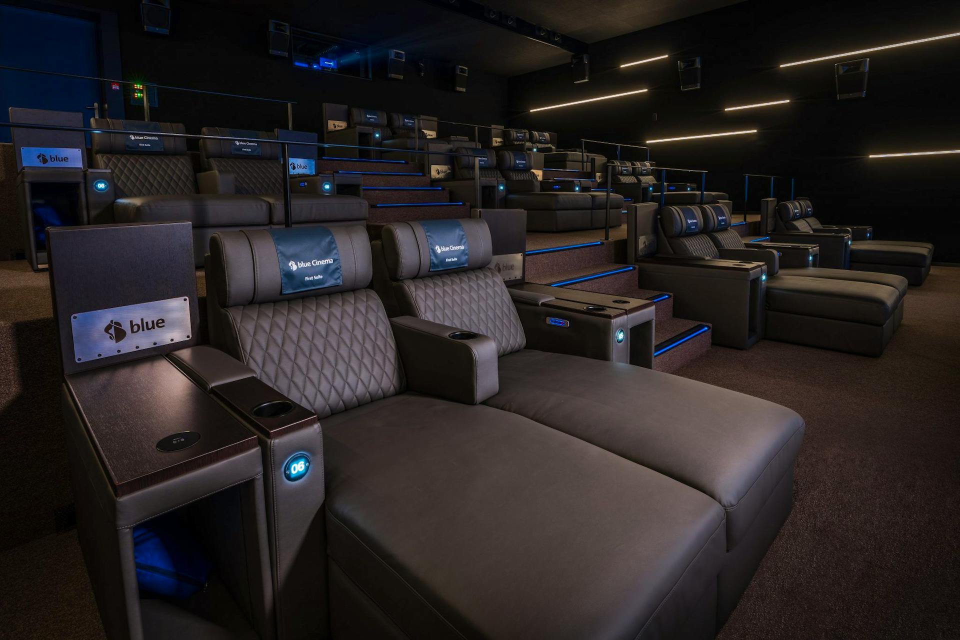 blue Cinema Chur West: Premier Multitainment | blue cinema