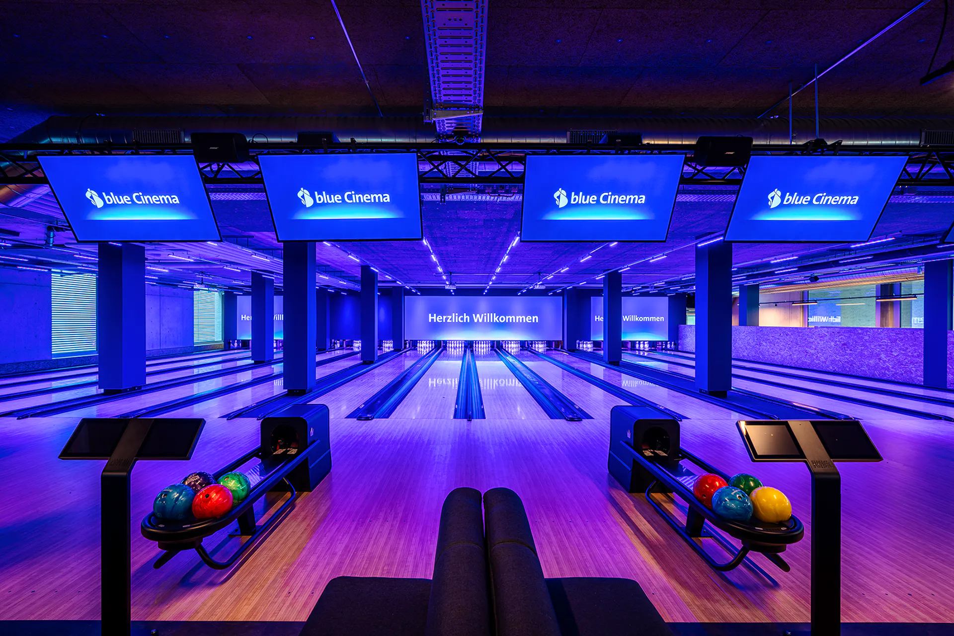 Bowling in Luzern: Buche jetzt dein Erlebnis im Bowlingcenter