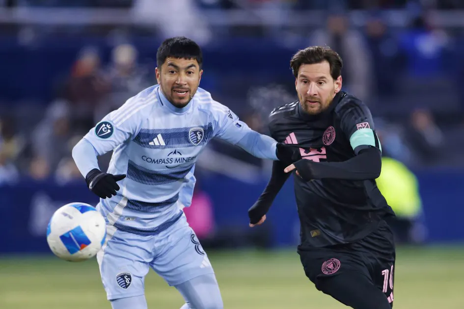 Lionel Messi remains ice-cold in "inhuman" conditions | blue News