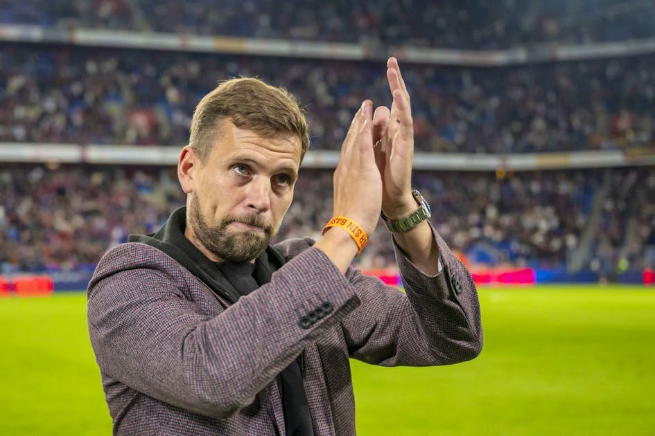 "All the best, legend": How FCB, former teammates and rivals are ...