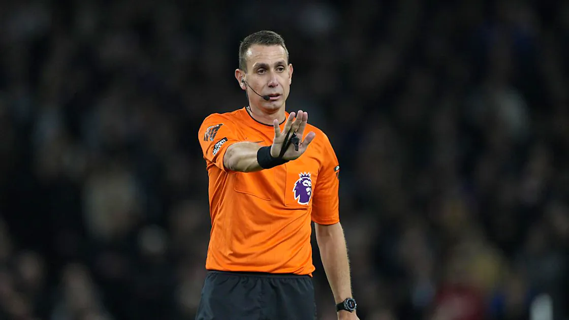 Professional ban until 2026: Referee David Coote banned by UEFA | blue News