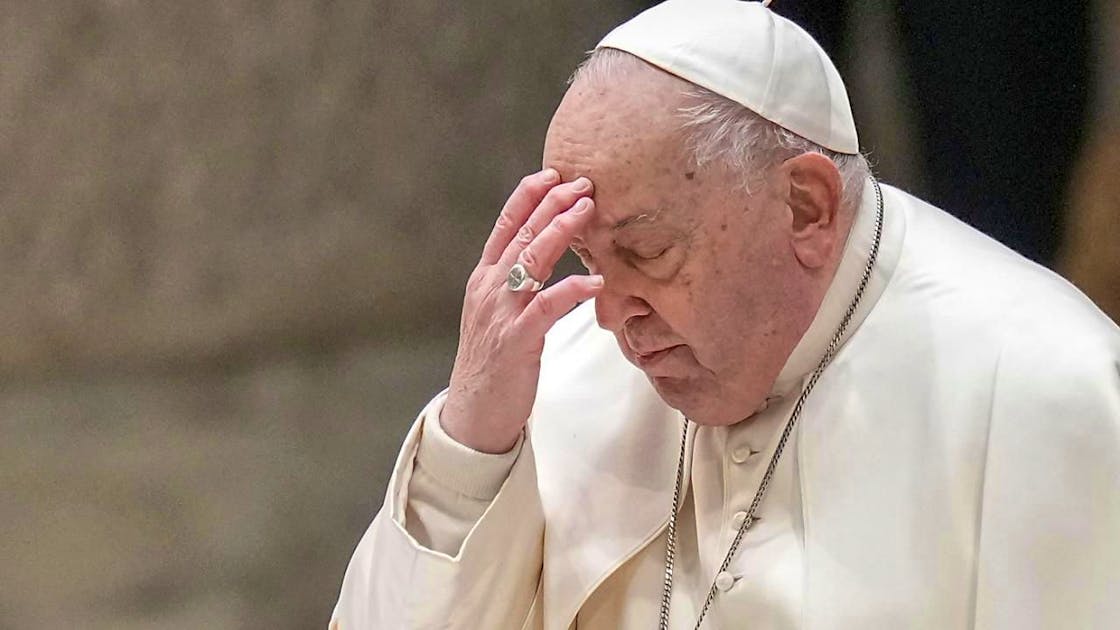 Vatican: Pope from the clinic: I am with you sick people | blue News
