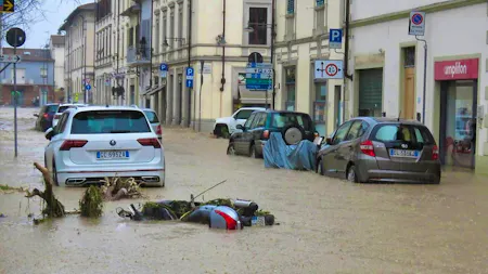 Latest news: "Like a wall of water" - Severe storm damage in Italy ...
