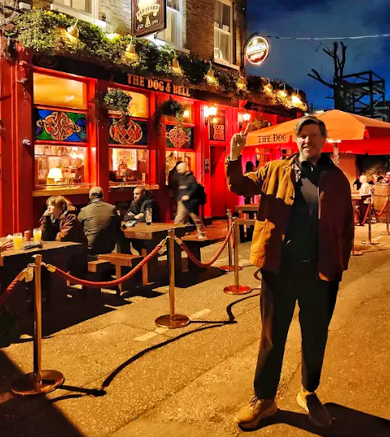 Ein Ire, ein Ziel: Dieser Mann will jedes Irish Pub auf der Welt ...