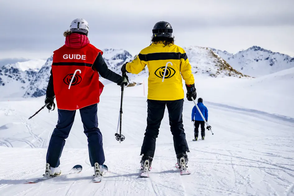 «Partager le plaisir du ski»: Recherche guides de ski pour aveugles et ...
