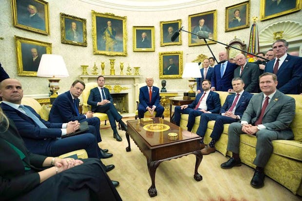 This is how Donald Trump decorated the Oval Office | blue News