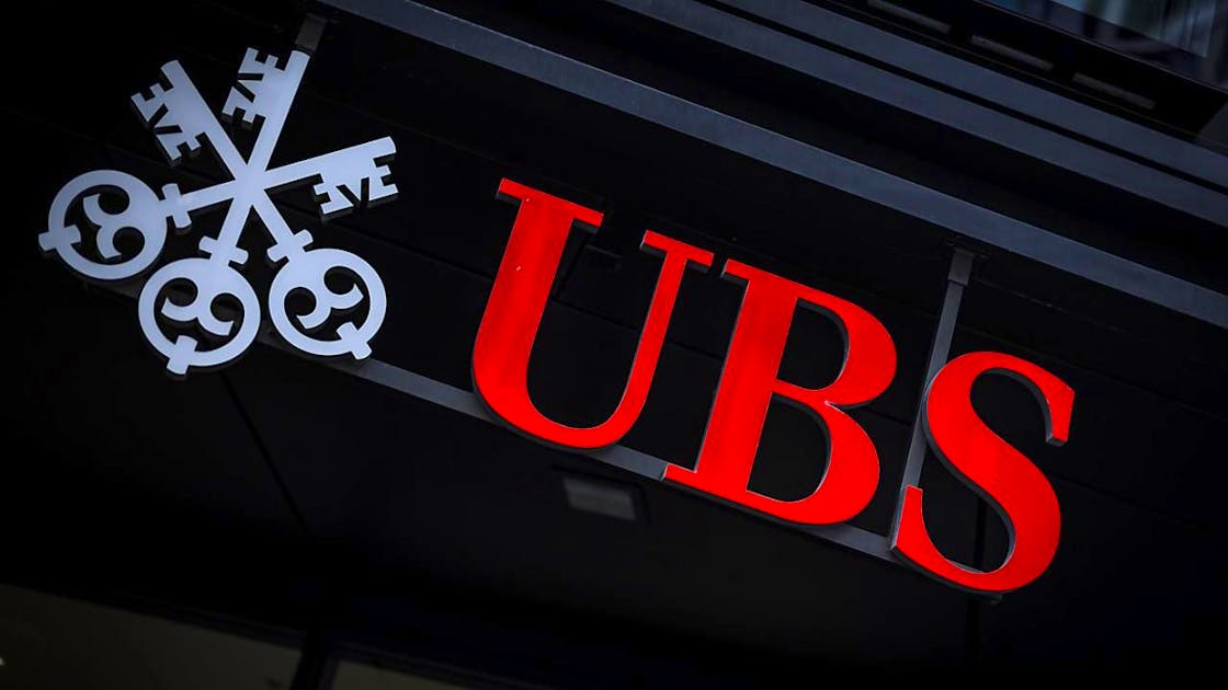 «Un moment crucial»: UBS reste ferme en matière de fonds propres | blue ...