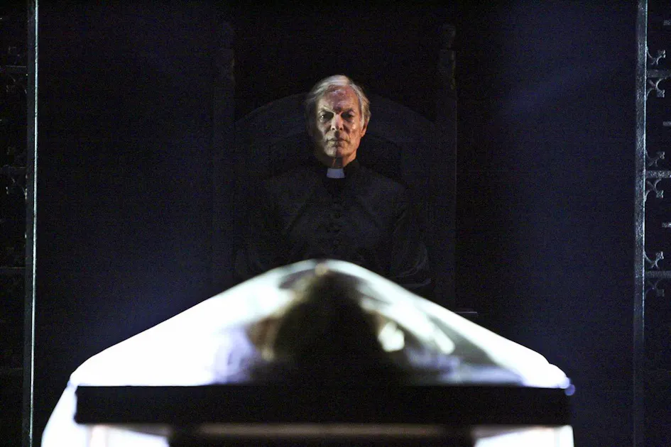 "Shogun" and "Birds of Thorns": Richard Chamberlain has died in Hawaii ...