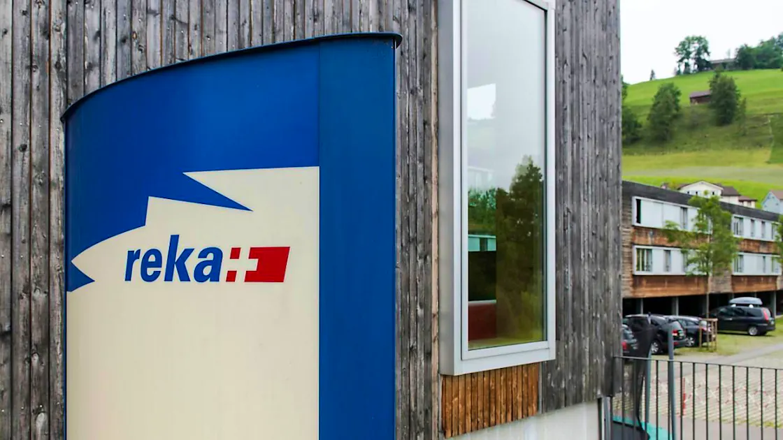End for traditional means of payment: Reka-Checks on paper will soon be ...
