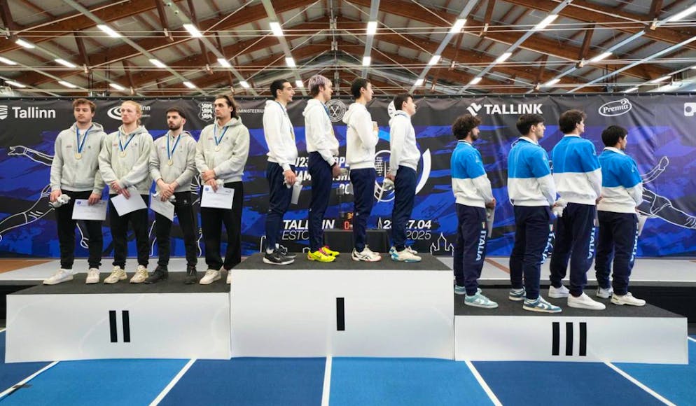 Incidente diplomatico: Scandalo alla premiazione agli Europei di ...