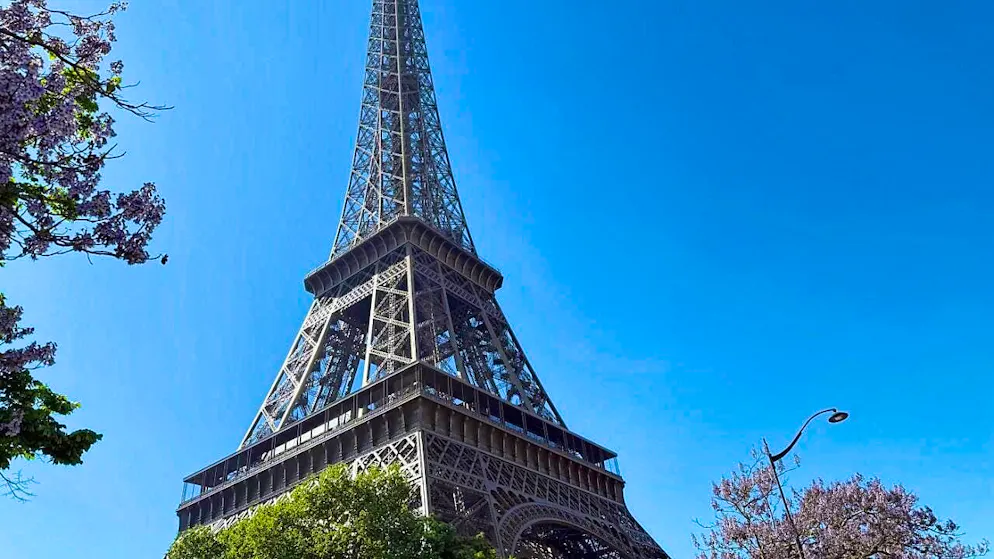 France: All-clear for Eiffel Tower rust problem | blue News