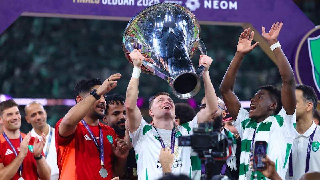 Ex-Luganesi fulfills his dream: Gianni Alioski wins the Champions ...