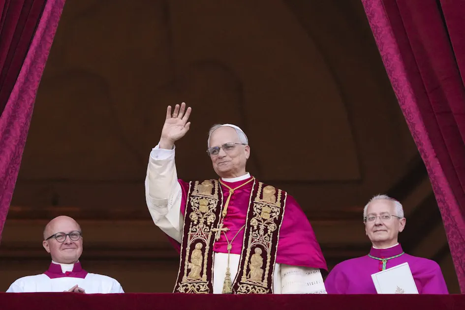 Habemus Papam!: Il nuovo Papa è lo statunitense Robert Francis Prevost ...