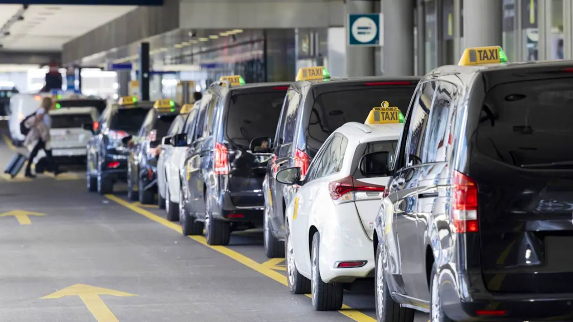 Tribunal fédéral: le chauffeur de taxi genevois n'avait pas reçu son ...