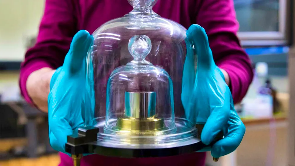 The history: Switzerland has been measuring in meters for 150 years ...