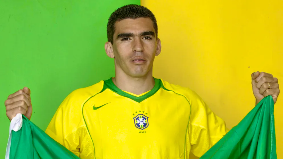Brazilian football legend: After burns: Lúcio shares photo from the ...