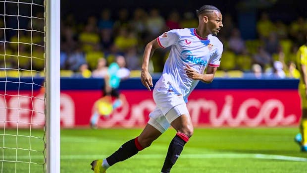 La Liga: Stricken Djibril Sow scores for Sevilla | blue News