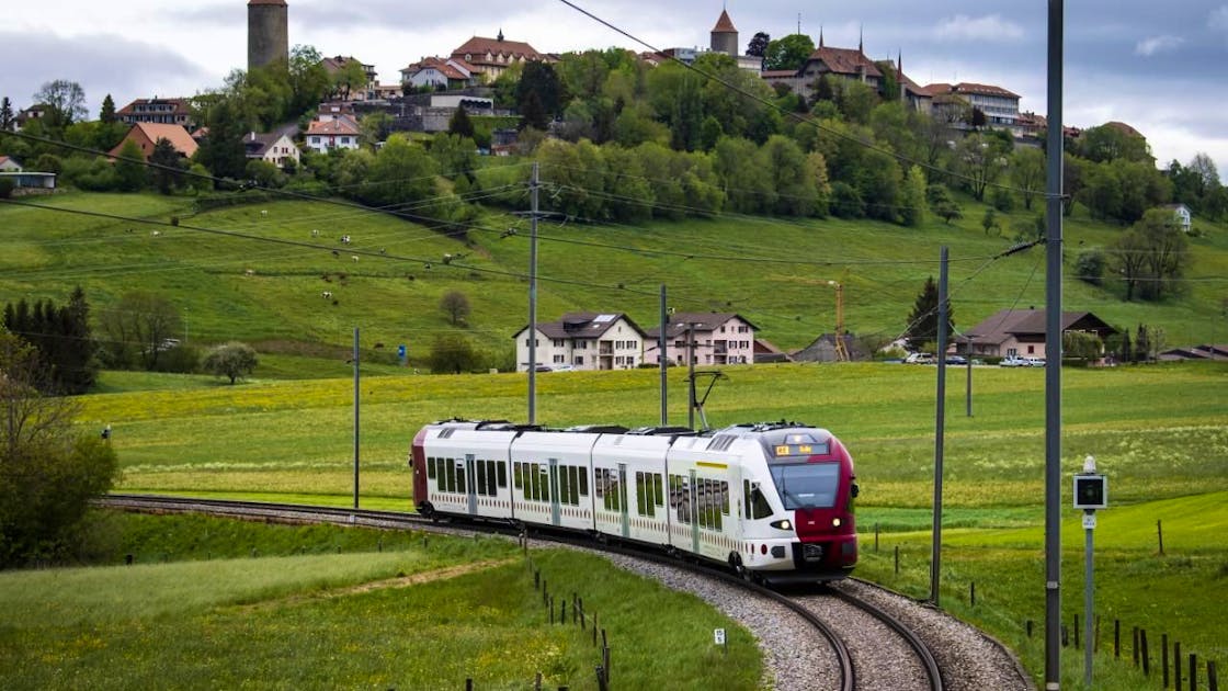Joyeux anniversaire: Les Transports publics fribourgeois (TPF) fêtent leurs 25 ans | blue News