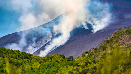 Italy: Etna: Civil defense warns, flight level remains red | blue News