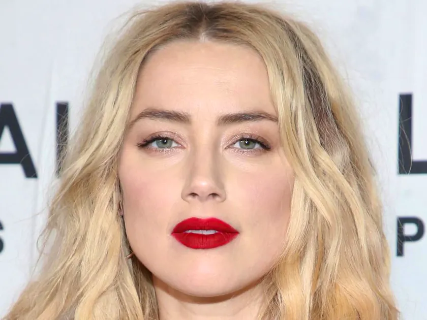 Théâtre: Amber Heard: le retour sur scène | blue News