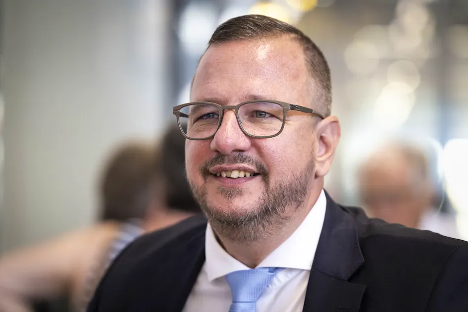 Mitte wählt Bregy zum neuen Präsidenten | blue News