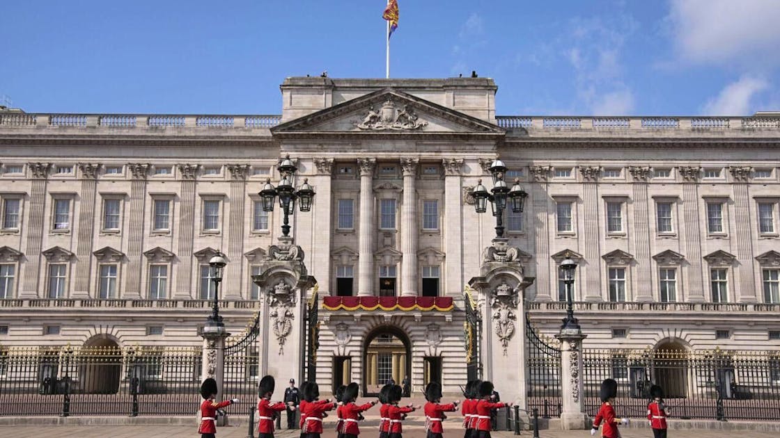 Monarchy: British royal family suspends operation of its train | blue News