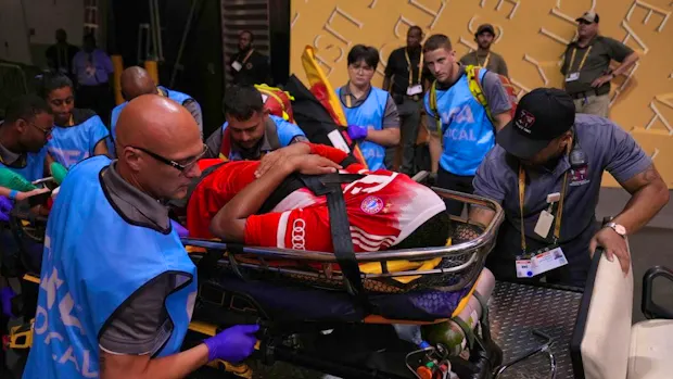 Bayern confirmed: Musiala suffers fibula fracture and needs surgery ...