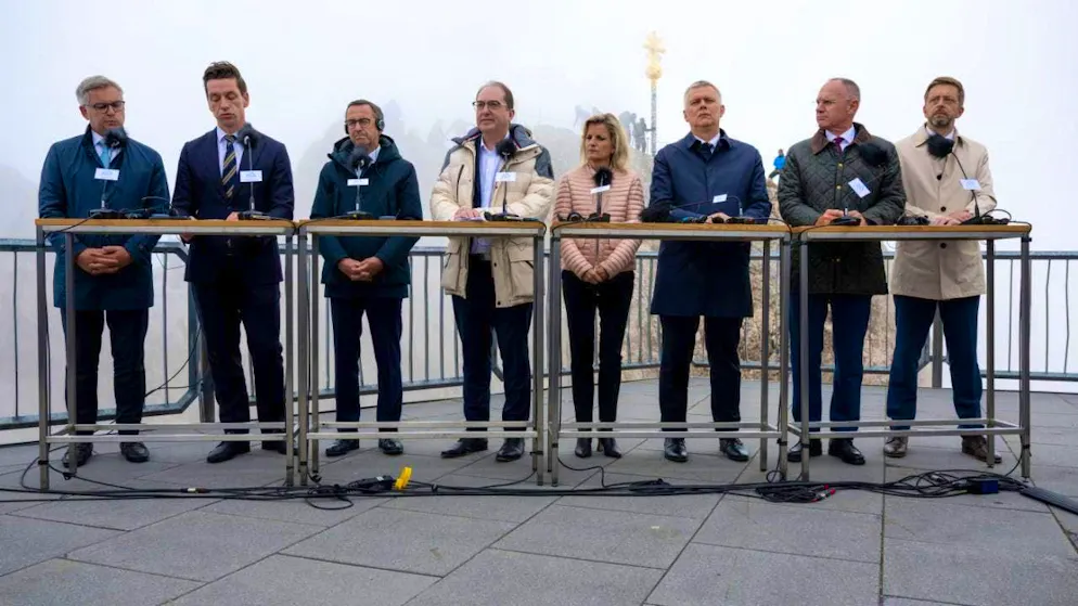 Afghanistan: Meeting in Germany: Interior ministers want tougher asylum ...