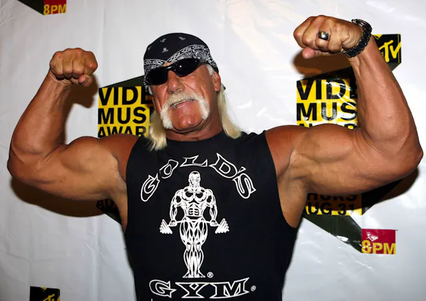 È morto Hulk Hogan, la leggenda del wrestling | blue News