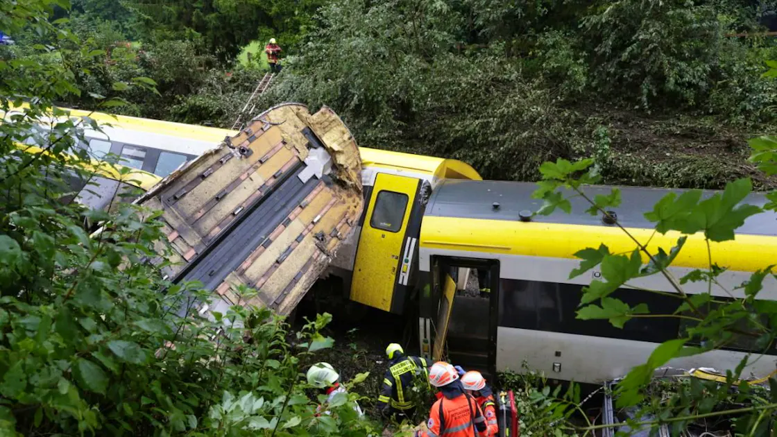 Deutsche Bahn boss cries on camera after fatal train accident | blue News