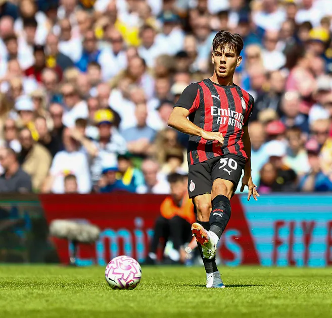 National team player at top club: Ardon Jashari ahead of Milan debut ...