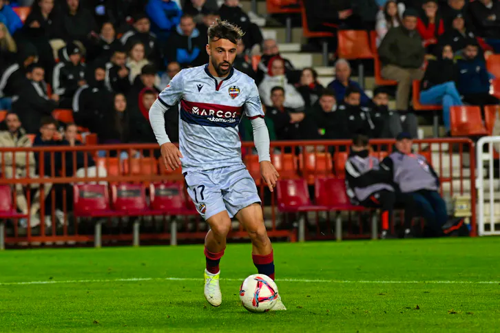 GC sign midfielder from promoted La Liga side Levante | blue News