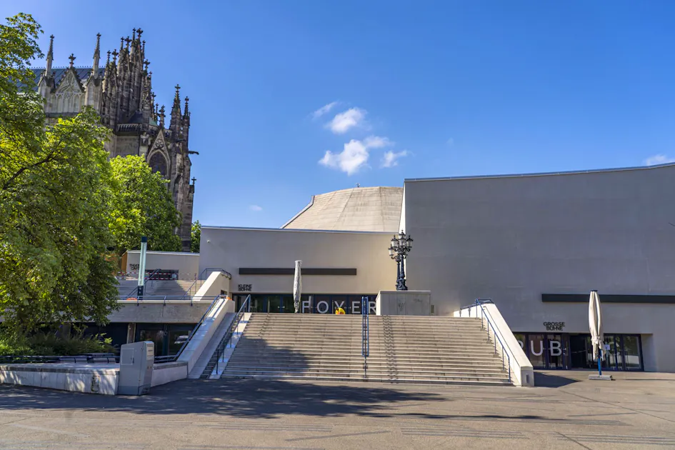 Laiendarsteller für Jeanne d’Arc: Scharfe Kritik an Theater Basel nach ...