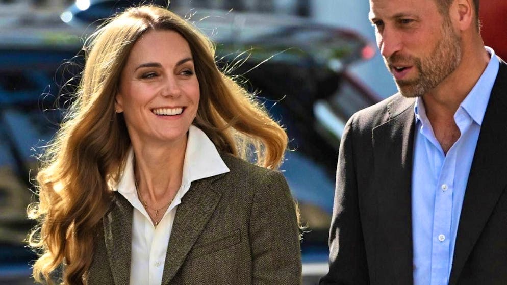 Great Britain: Suddenly blonder: Princess Kate shows off her new hair ...