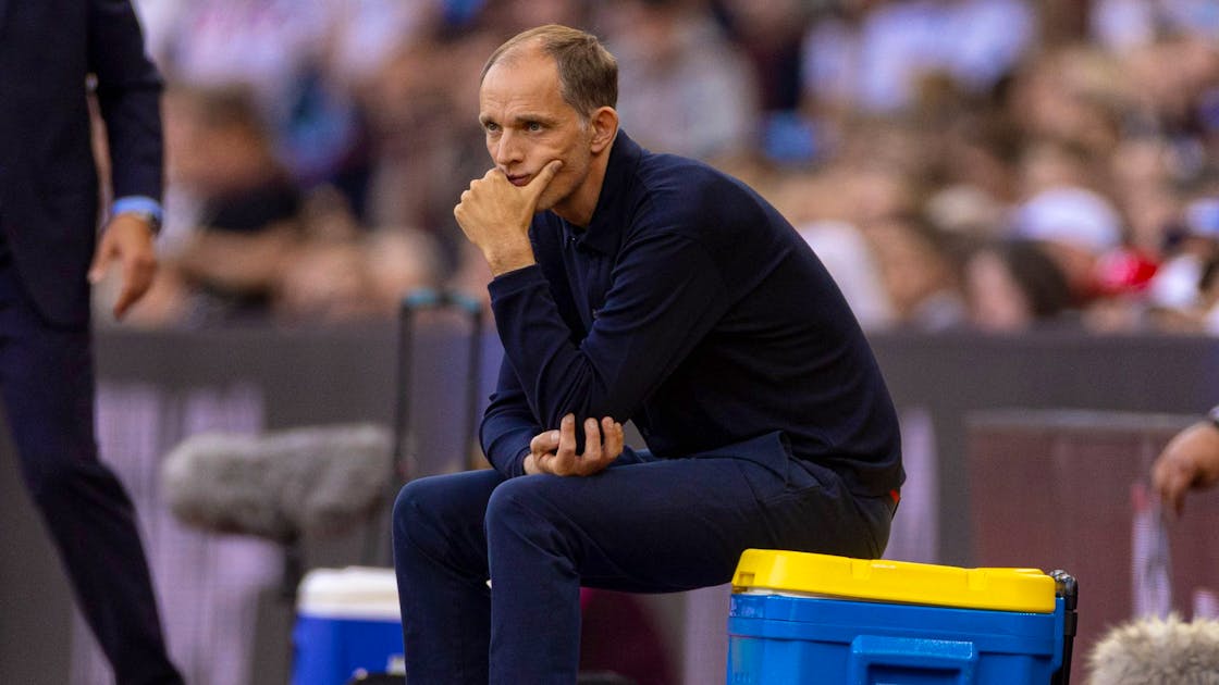 "Ridiculous, lackluster, boring": England fans leave stadium in droves ...