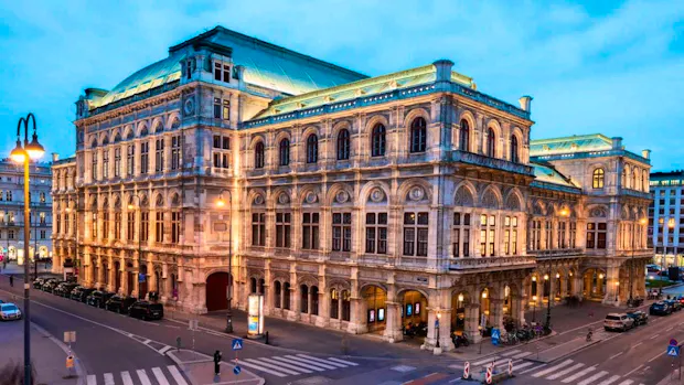 Music: Vienna State Opera opens season with free festive concert | blue ...