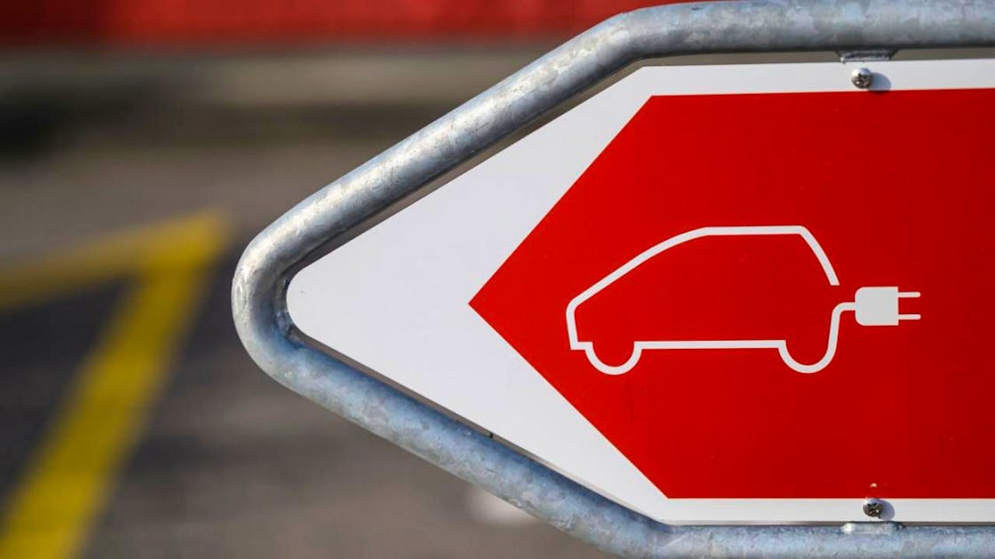 Automotive industry: Study sees e-mobility on track 10 years after VW ...