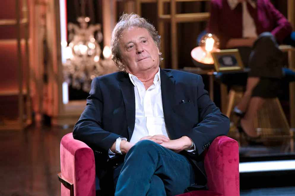 Enzo Iacchetti minaccia Eyal Mizrahi in un dibattito TV su Gaza: «Direi ...