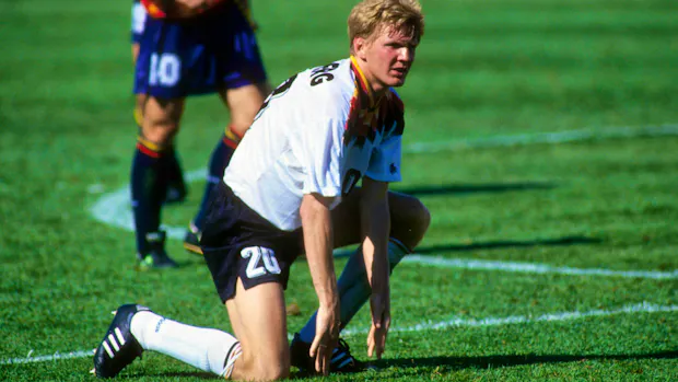 Union coach joins the ranks: The five best stinky fingers in football ...