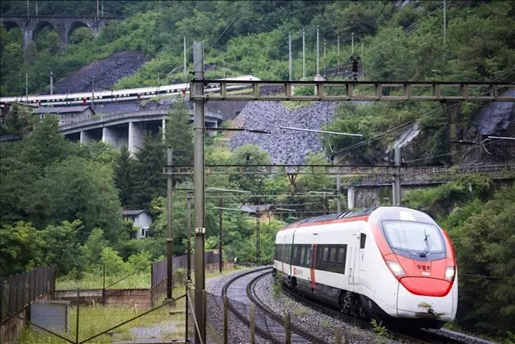Traffico ferroviario tra Chiasso e Milano ancora interrotto | blue News