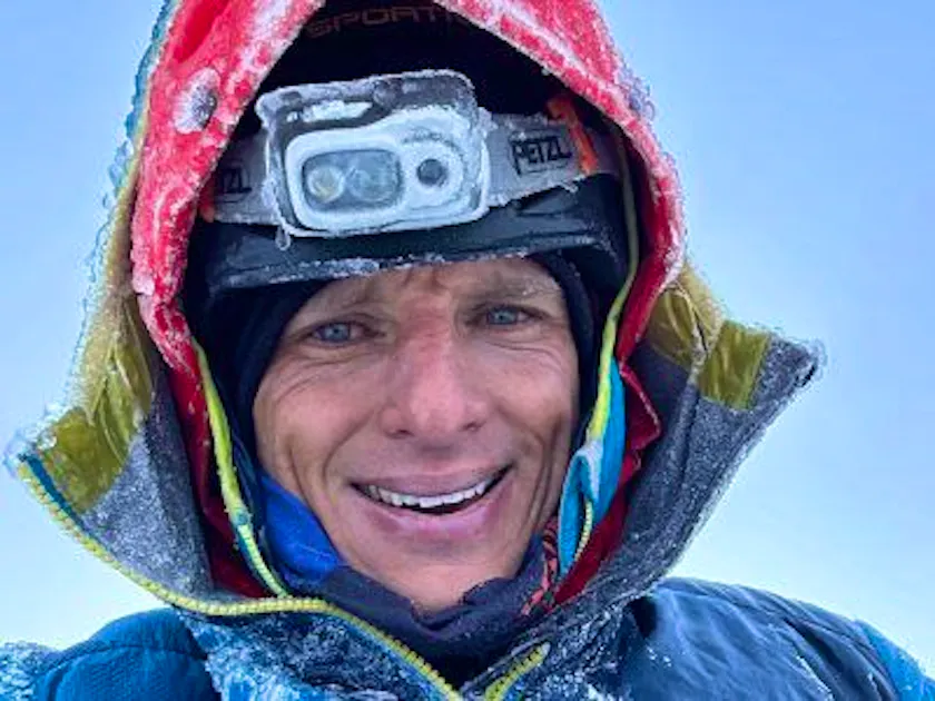 At almost 8000 meters: Karl Egloff aborts Everest record attempt | blue ...