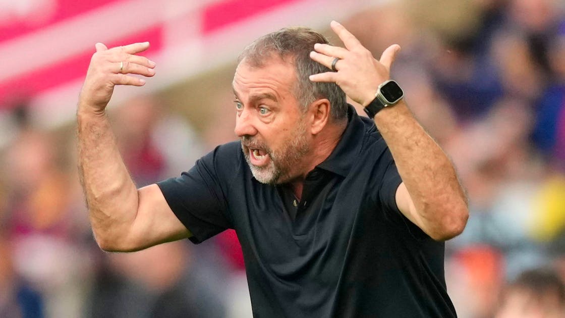 Obscene gesture on the sidelines: Flick goes crazy during Barça win ...