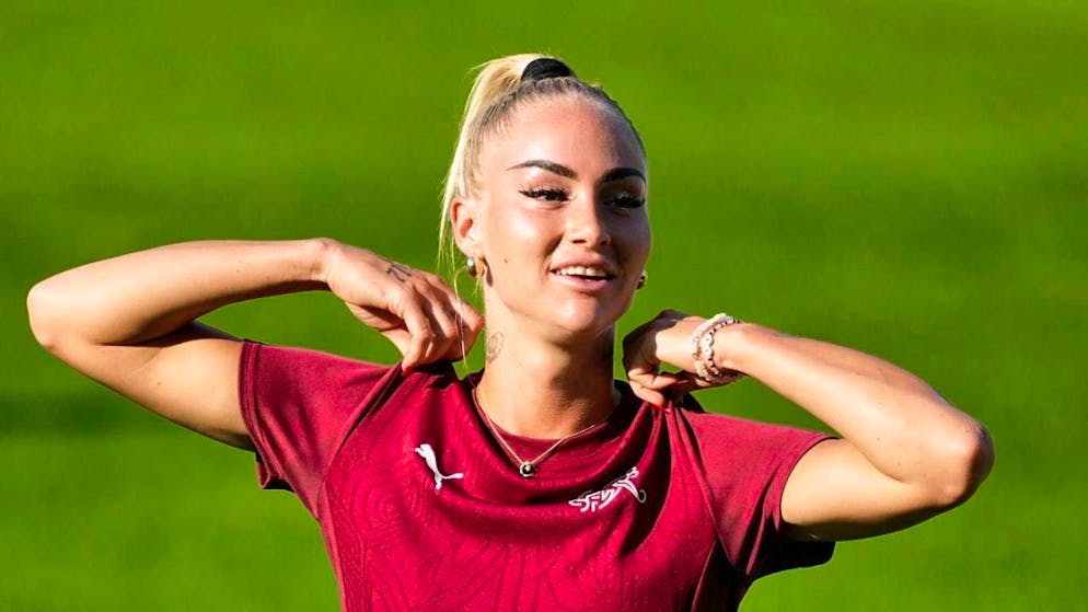 After leaving Juve: Why Alisha Lehmann feels at home in Como | blue News