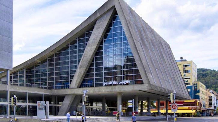 Trial: Lawyer demands acquittal for teacher after fatal swimming ...