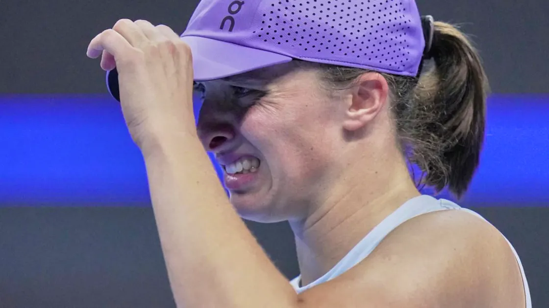 WTA Finals in Saudi Arabia: Swiatek and Rybakina start with clear ...