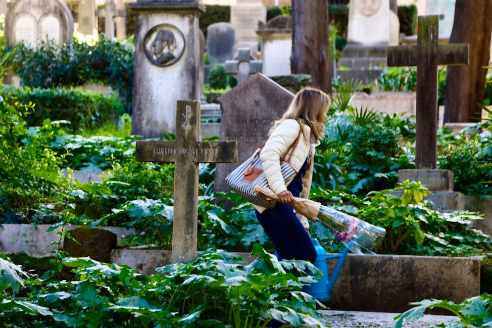 Italian morticians allegedly stole gold from corpses | blue News