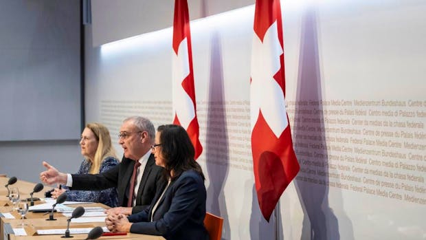 Vertenza commerciale: Riduzione dazi USA: 200 mia investimenti di ...