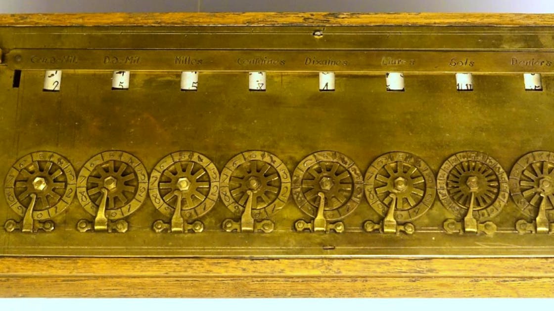 Modèle unique: Christie's suspend la vente de la machine à calculer de ...